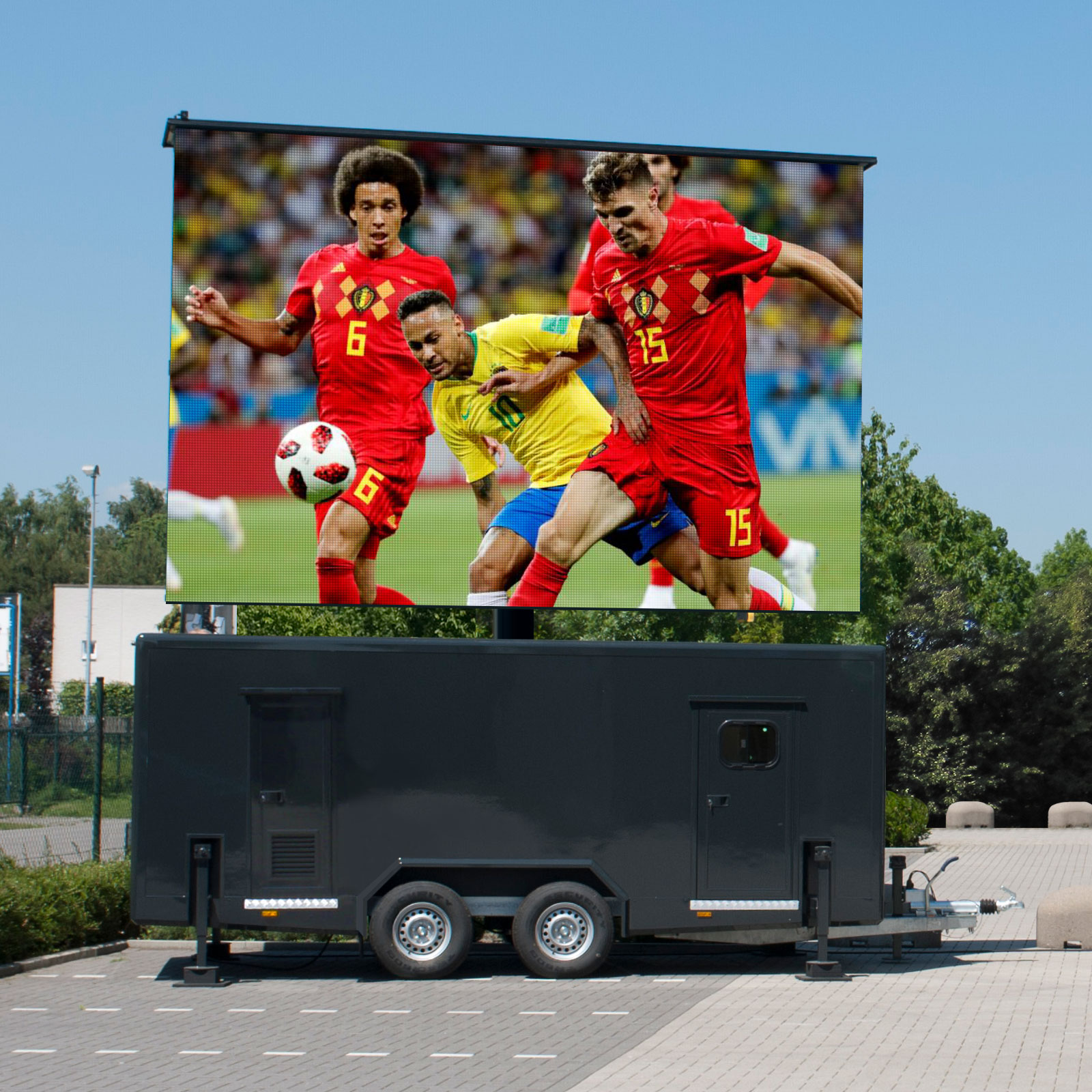 Mobile LED Display or LED trailer: flexible use | Q-lite