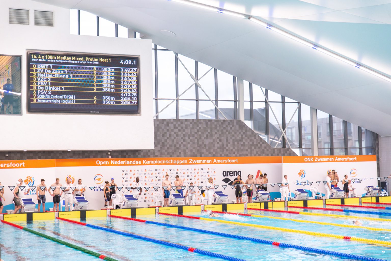 LED boarding: dynamic advertising on the pitch | Q-lite