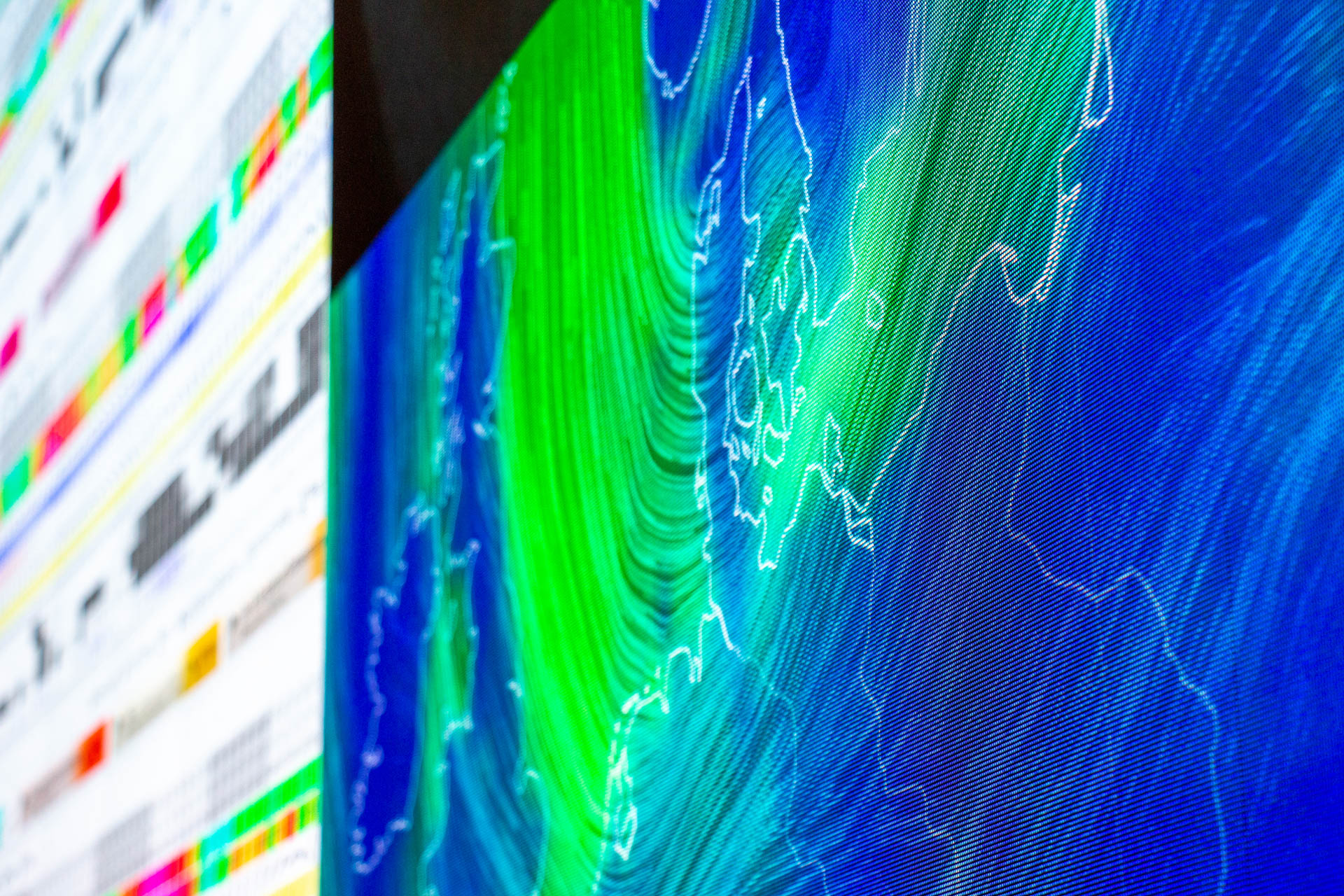 Rengineers: een ultrawide curved control room | Q-lite