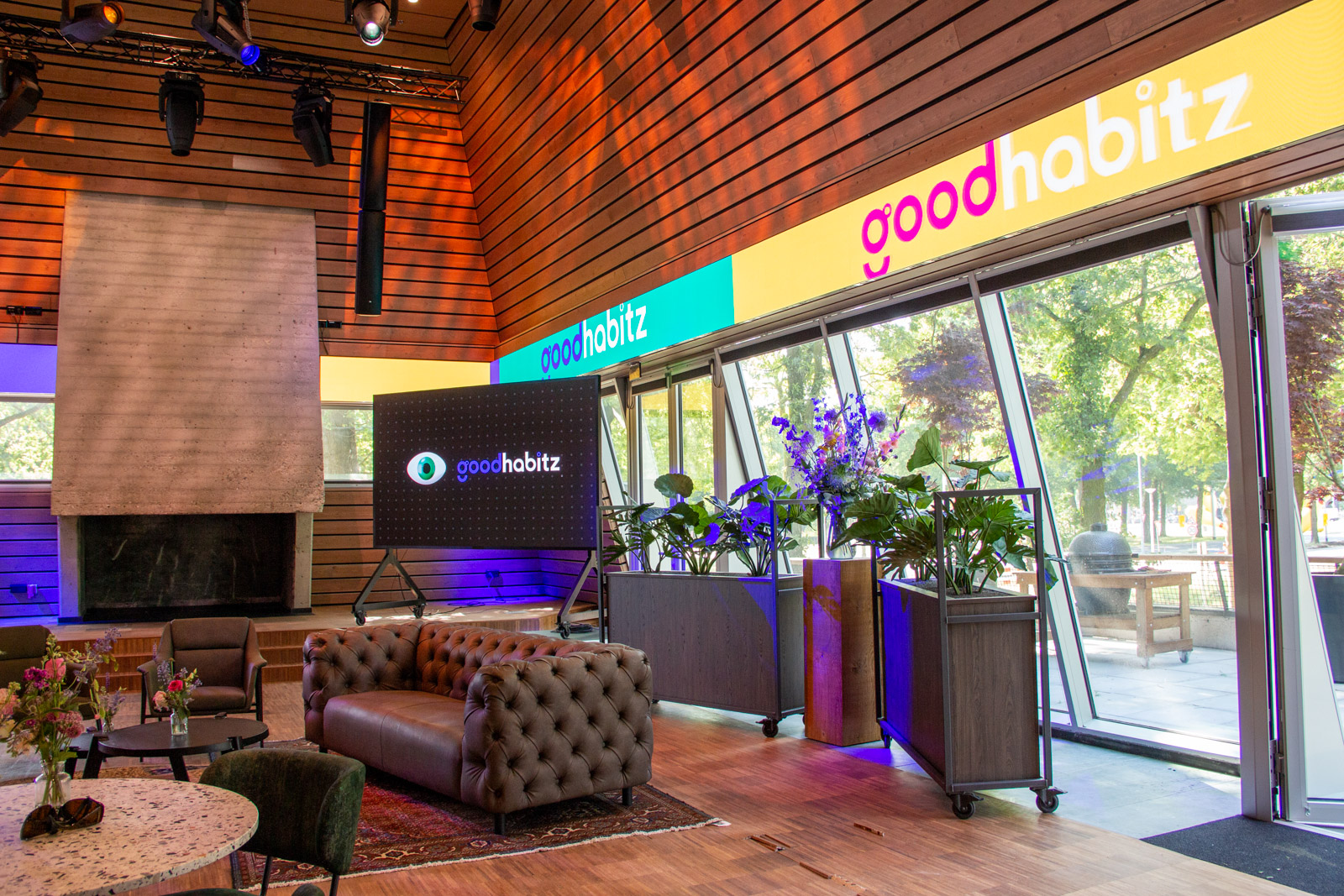 GoodHabitz Eindhoven: visuele kracht met indoor LED screens | Q-lite